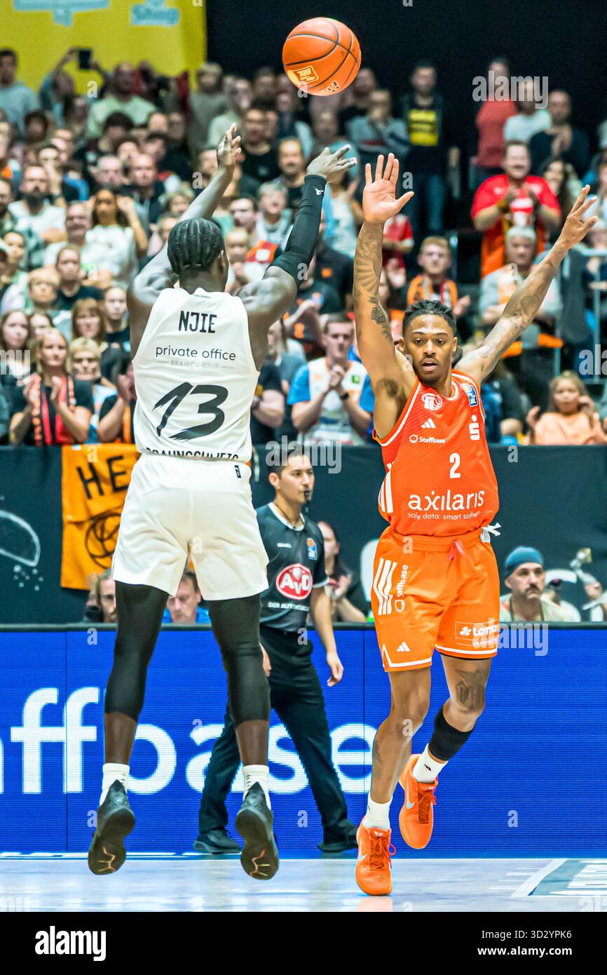 Chemnitz, Deutschland 01. November 2025: 1.BBL - 2025/2026 - Niners ...