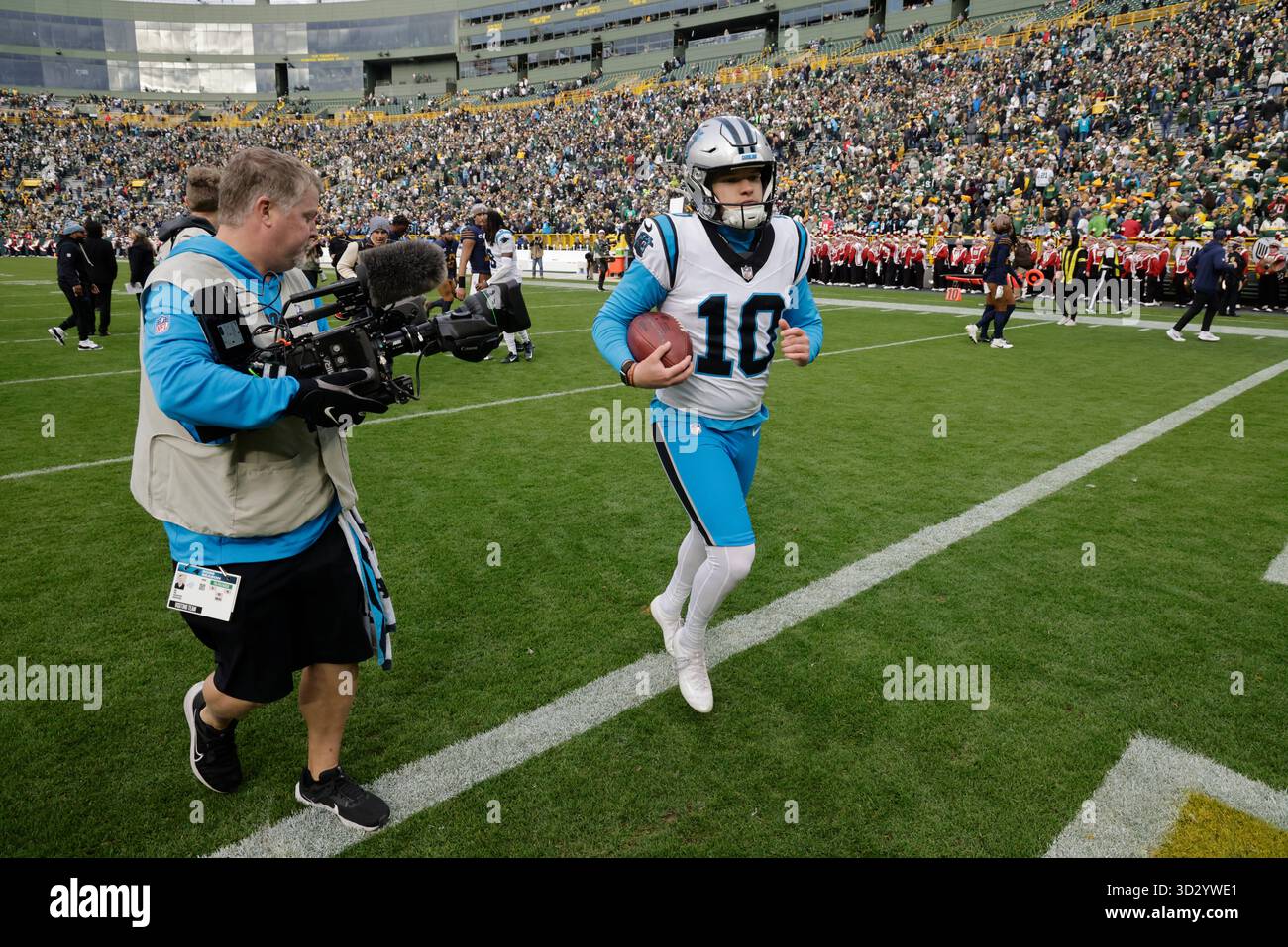 Carolina Panthers place kicker Ryan Fitzgerald (10) during an NFL ...