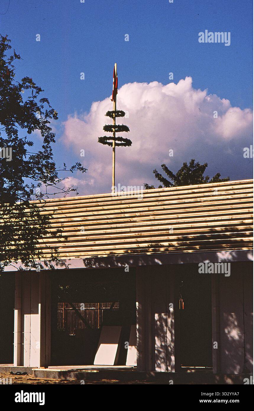 kASTRUP/Danes follow danish culture tradition raise dannbrog danish ...