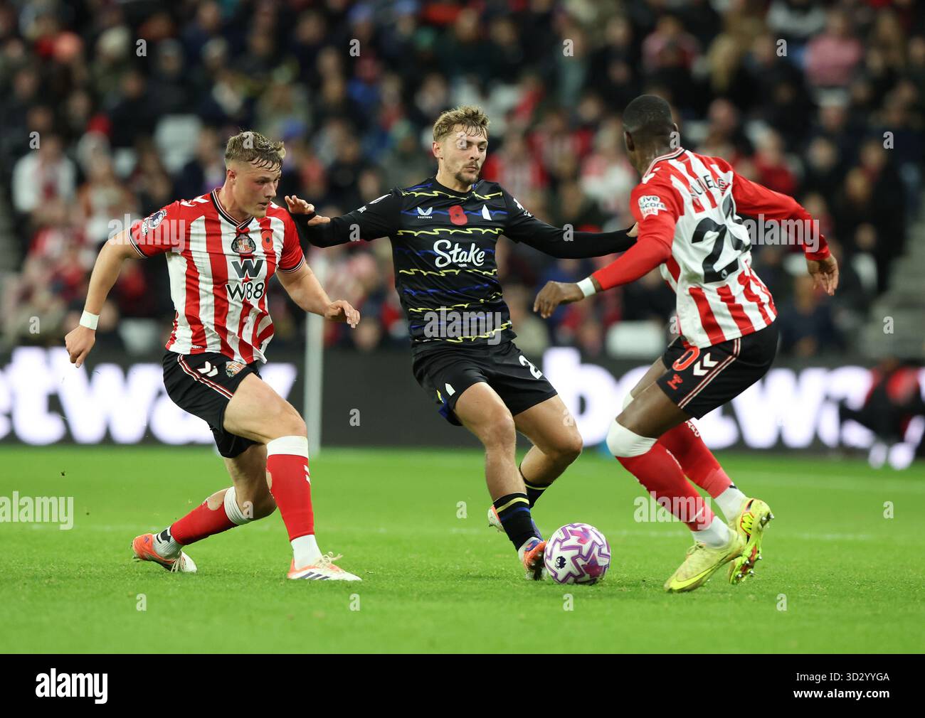 Sunderland, England, 3rd November 2025. Daniel Ballard of Sunderland (l ...