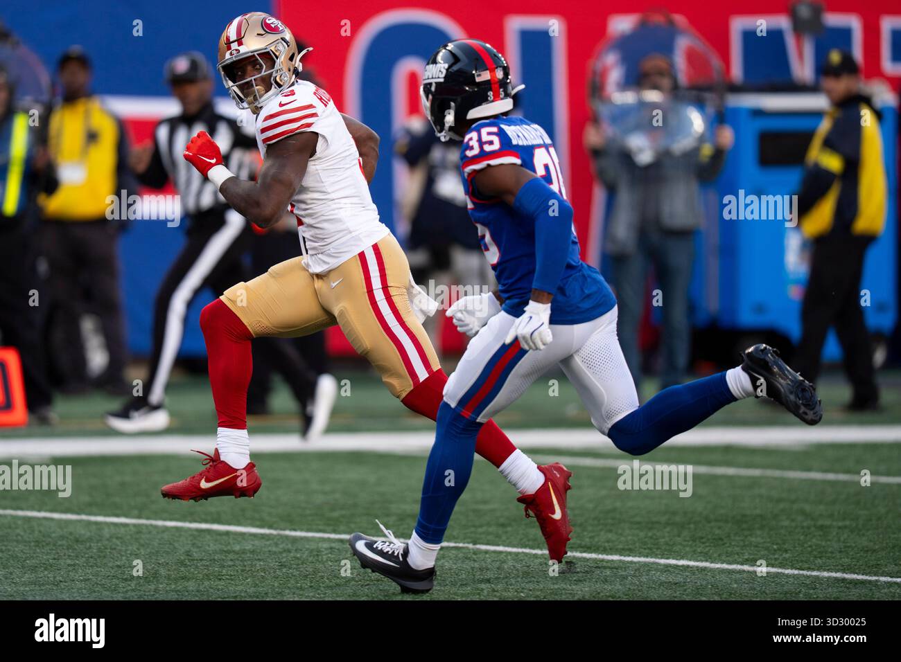 San Francisco 49ers running back Brian Robinson Jr. (3) runs the ball ...