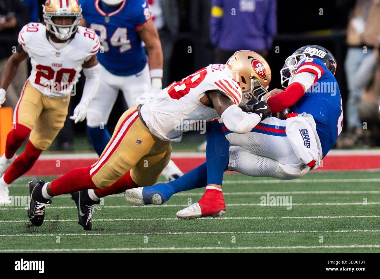 New York Giants quarterback Jaxson Dart (6) gets tackled by San ...