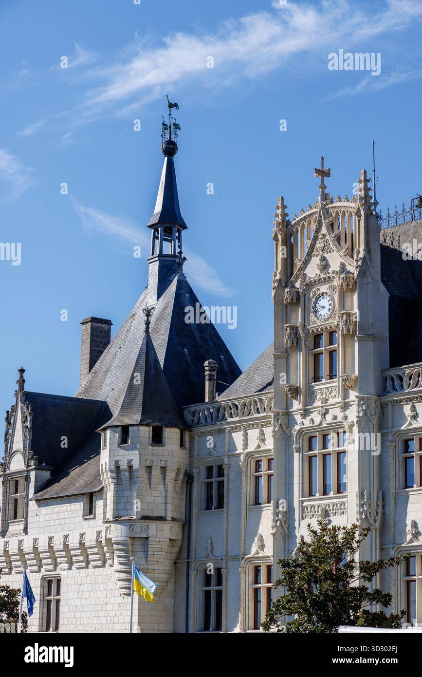 Saumur mairie hi-res stock photography and images - Alamy