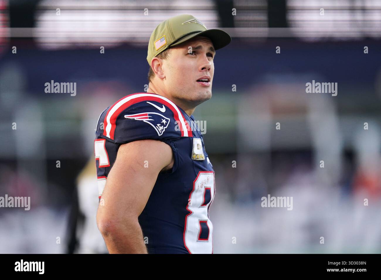 New England Patriots tight end Hunter Henry (85) during an NFL football ...