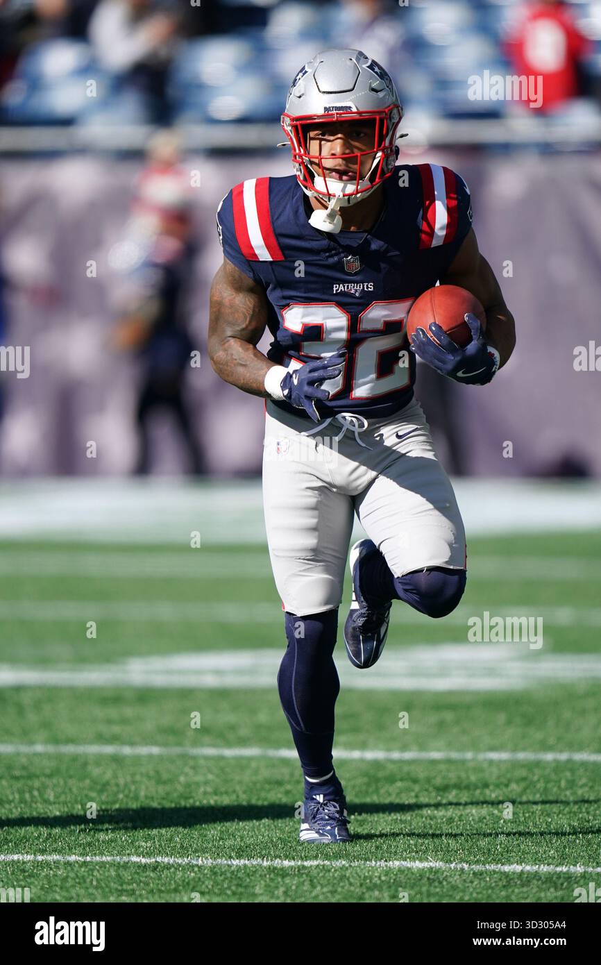 New England Patriots running back Treveyon Henderson (32) during an NFL ...