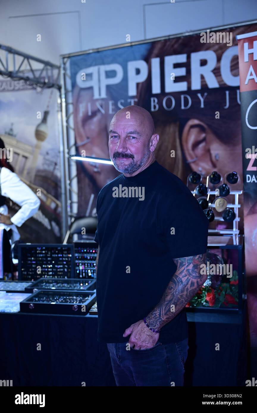 Daniel Krause auf der 28. Venus Berlin 2025 in den Messehallen unter dem Funkturm. Berlin, 25.09 ...