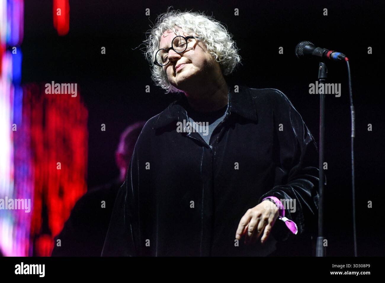 Liz fraser hi-res stock photography and images - Alamy