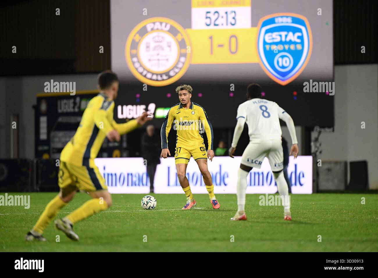 97 Daylam MEDDAH (pau) during the Ligue 2 BKT match between Pau and ...