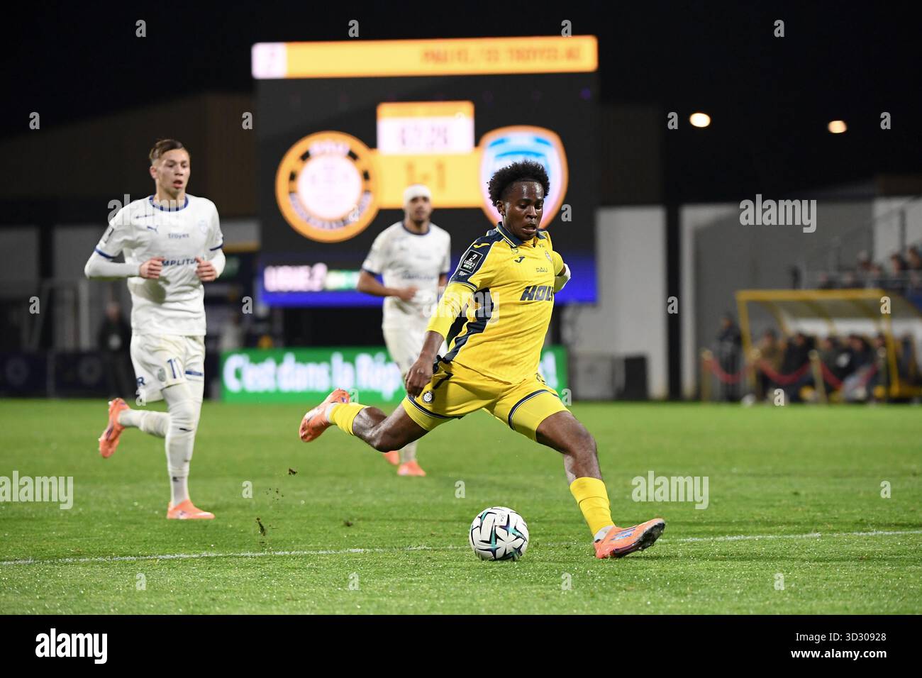 07 Rayane MESSI (pau) during the Ligue 2 BKT match between Pau and ...