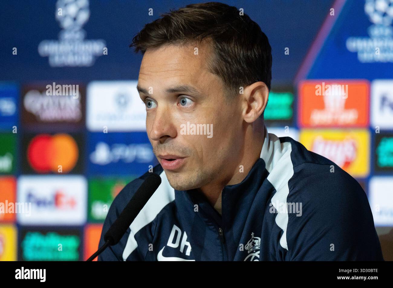 coach David Hubert of Union Saint-Gilloise during the pre-match press ...