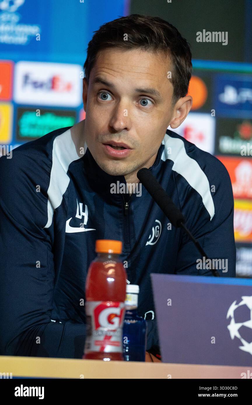 coach David Hubert of Union Saint-Gilloise during the pre-match press ...