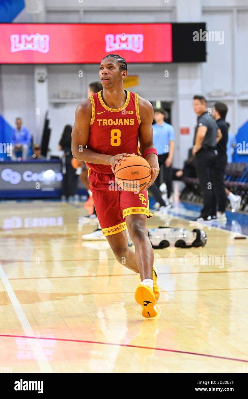 LOS ANGELES, CA - OCTOBER 18: USC Trojans guard Jerry Easter II (8 ...