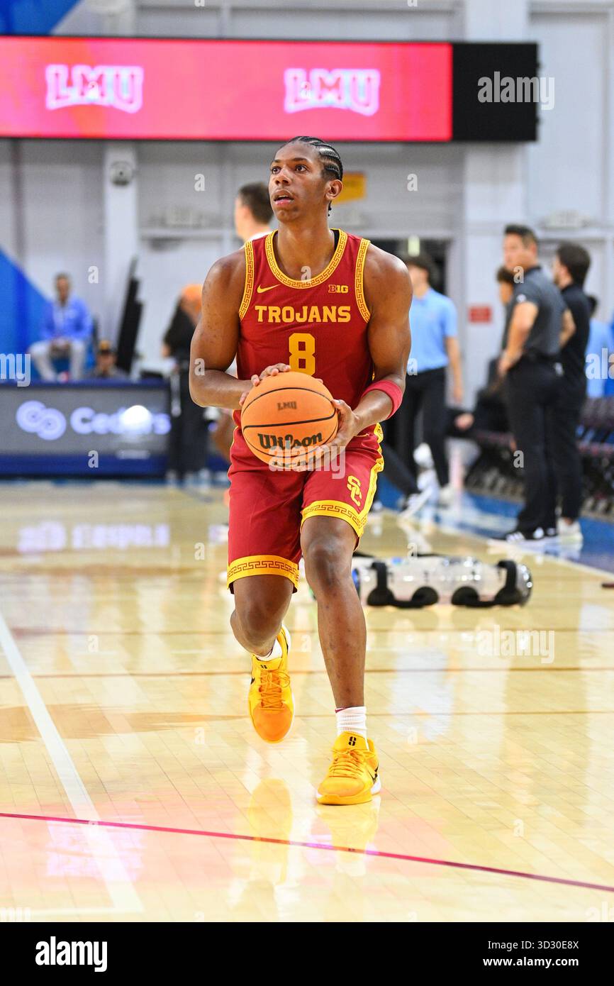LOS ANGELES, CA - OCTOBER 18: USC Trojans guard Jerry Easter II (8 ...