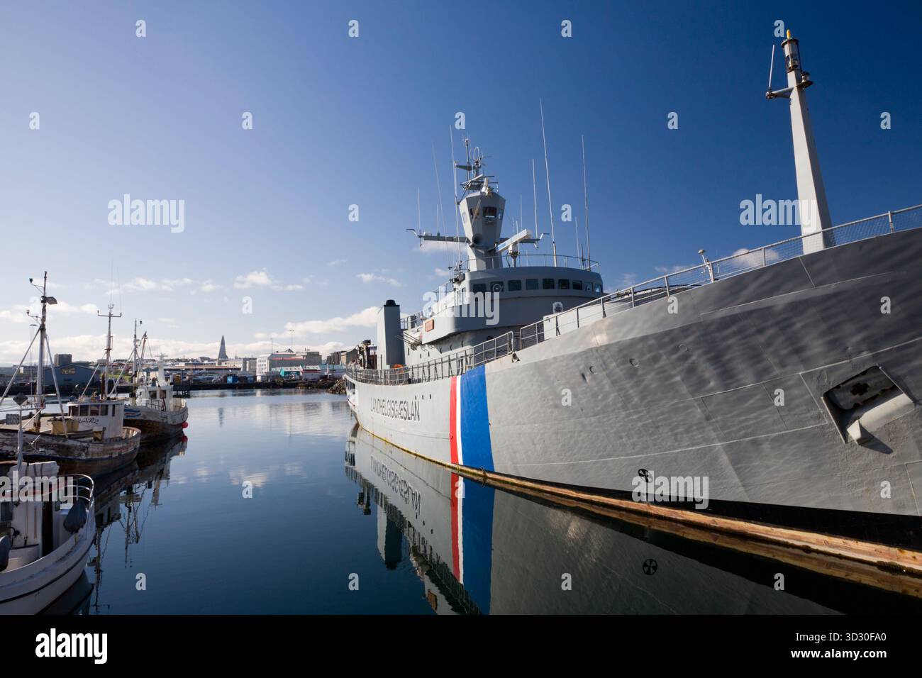 Cod wars iceland hi-res stock photography and images - Alamy
