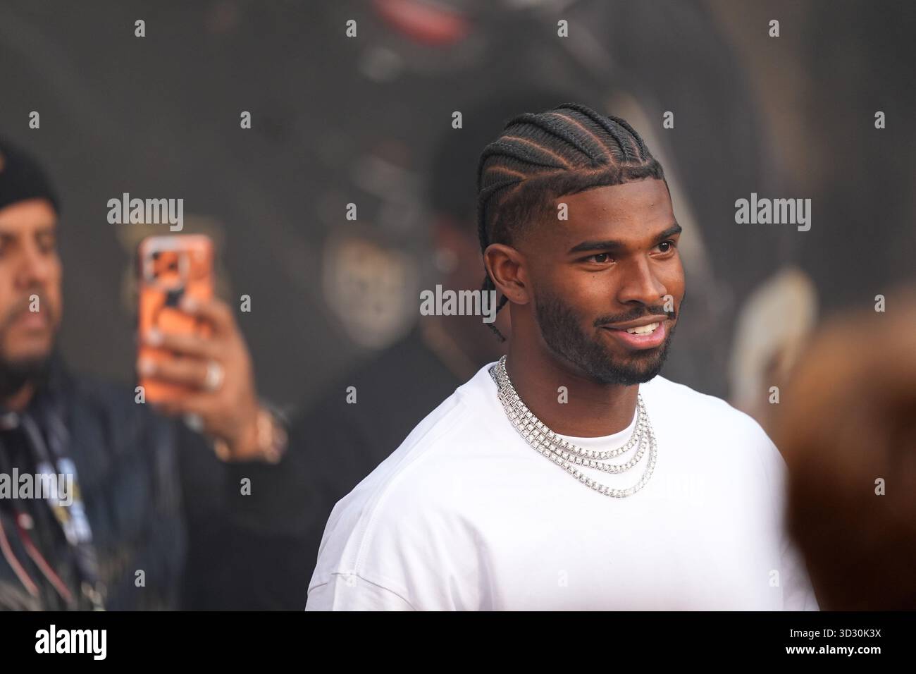 Cleveland Browns quarterback Shedeur Sanders in the first half of an ...