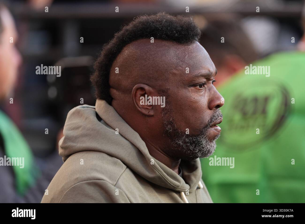 Colorado defensive pass rush coordinator Warren Sapp in the first half ...