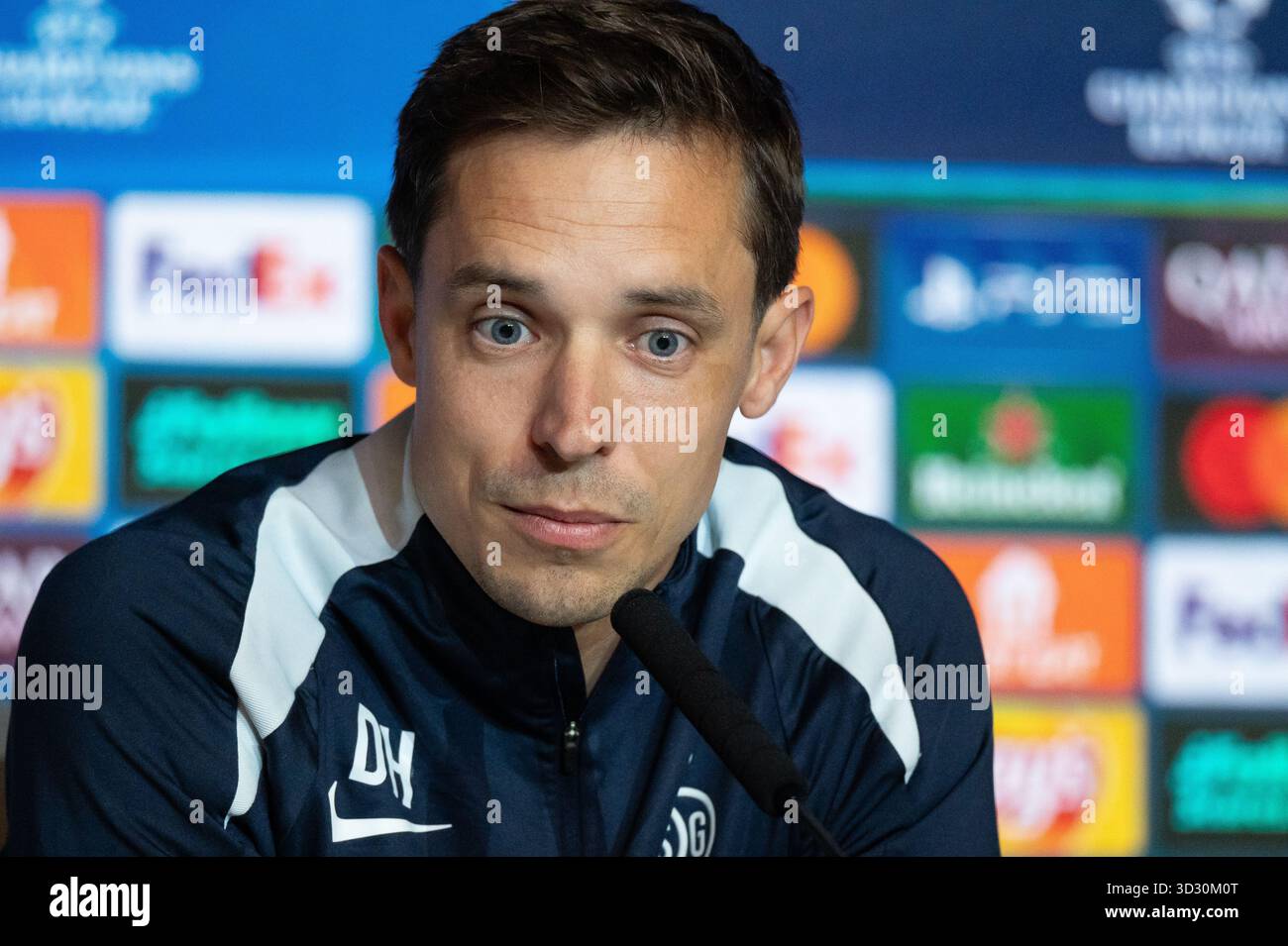 coach David Hubert of Union Saint-Gilloise during the pre-match press ...