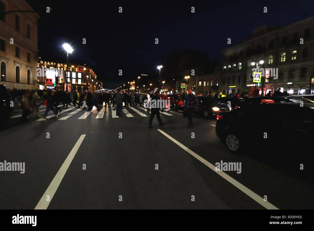 Pedestrian crossing with many people and cars on Ligovsky Prospekt ...