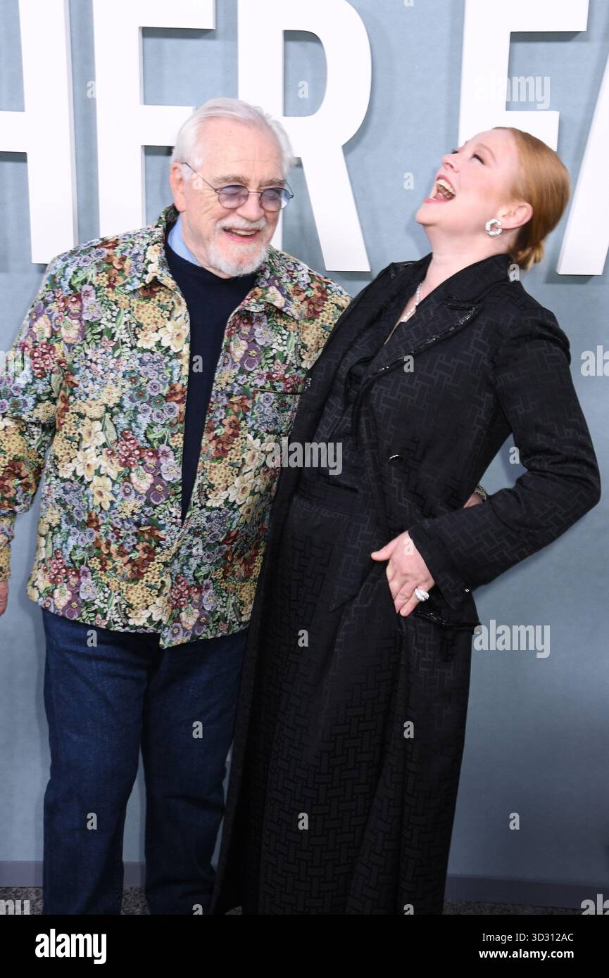 New York, NY, USA. 3rd Nov, 2025. Brian Cox and Sarah Snook at the ...