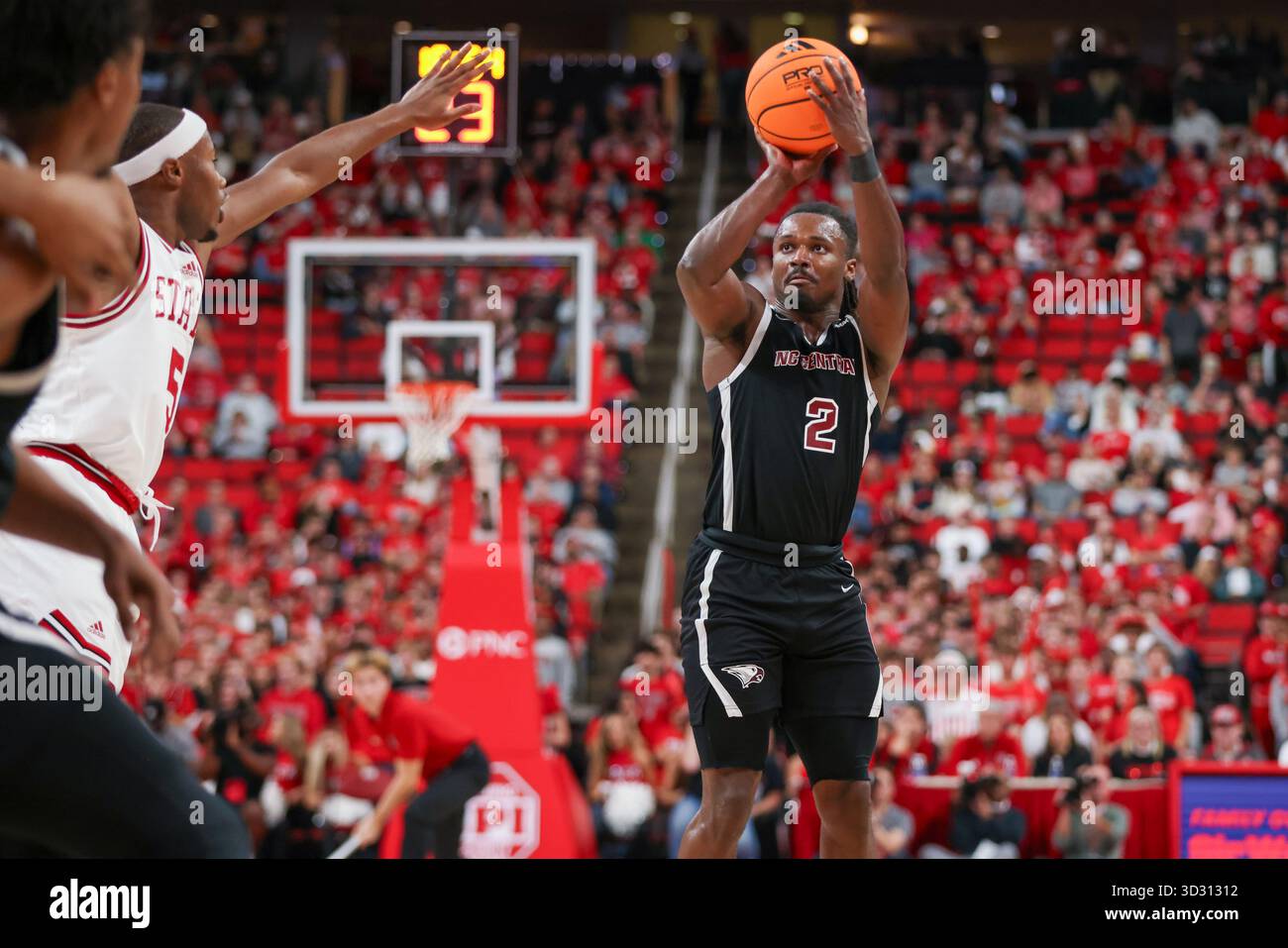 RALEIGH, NC - NOVEMBER 03: Dionte Johnson (2) of the North Carolina ...