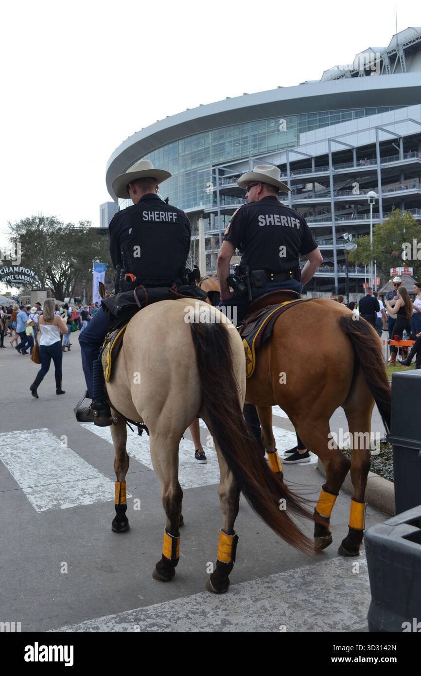 Houston mounted patrol hi-res stock photography and images - Alamy