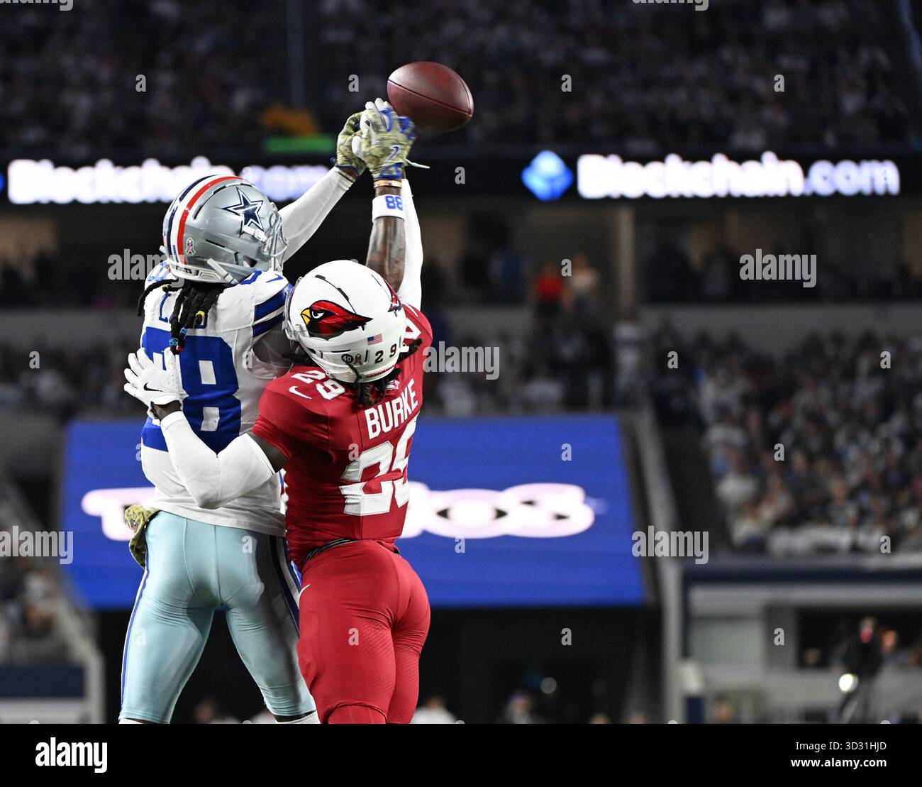 Ceedee lamb 2025 at&t hi-res stock photography and images - Alamy