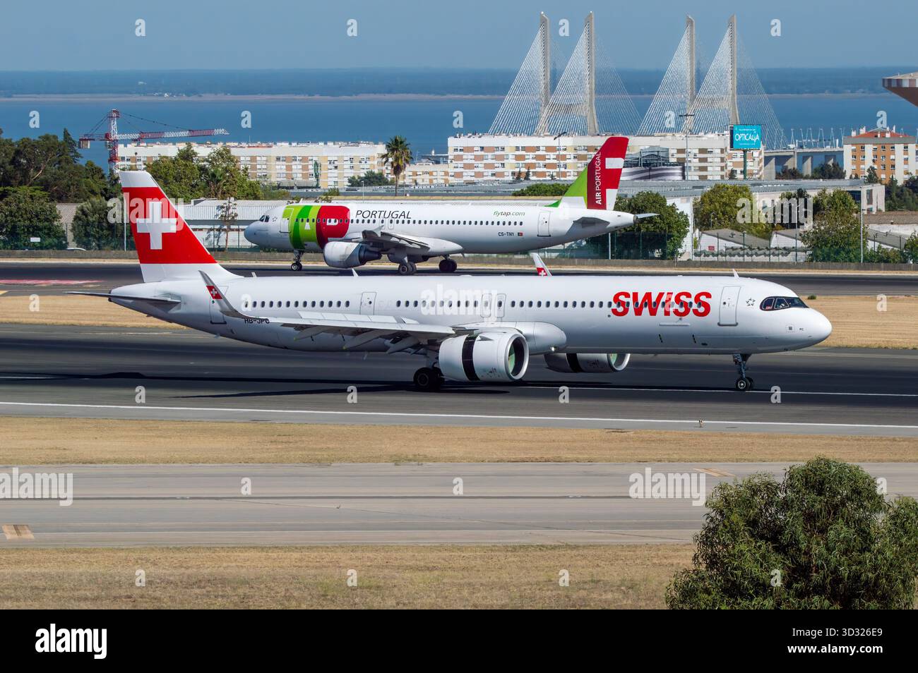 Aviones de swiss air lines hi-res stock photography and images - Alamy