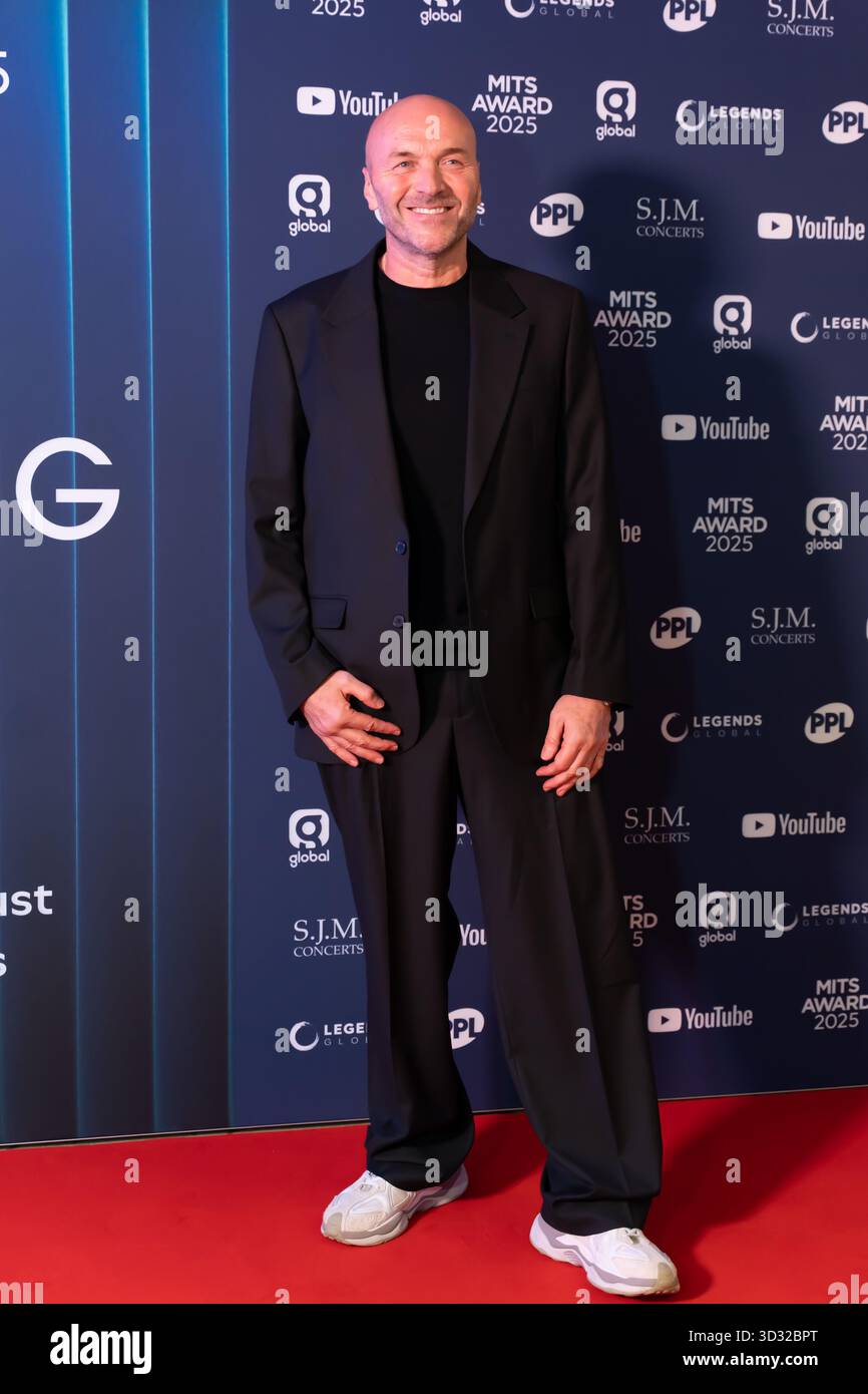 London, red carpet arrivals at the Music Trusts Awards. Pictured: Simon ...