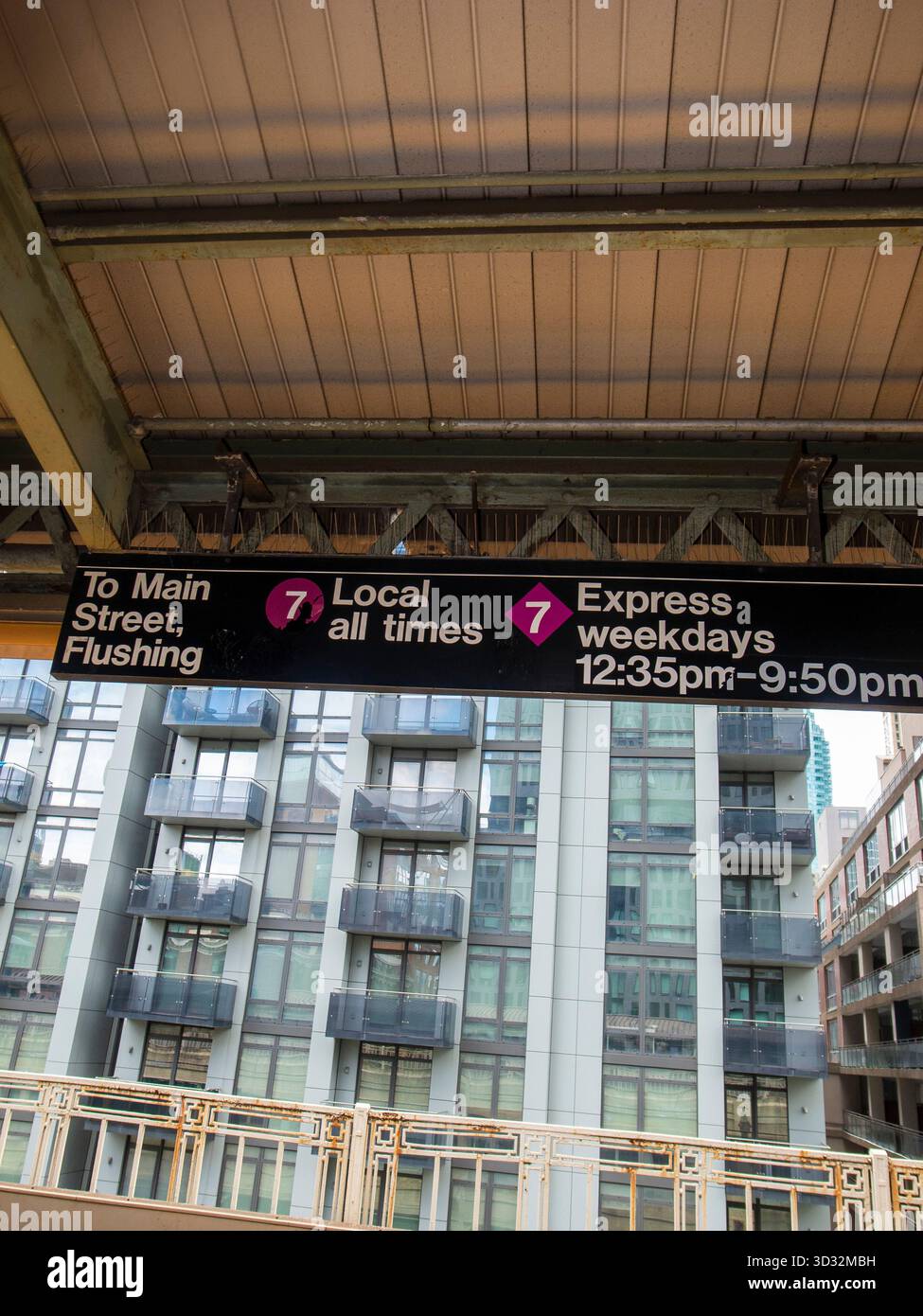 July 19, 2025, New York, New York, USA: 7 train to Main Street Flushing ...