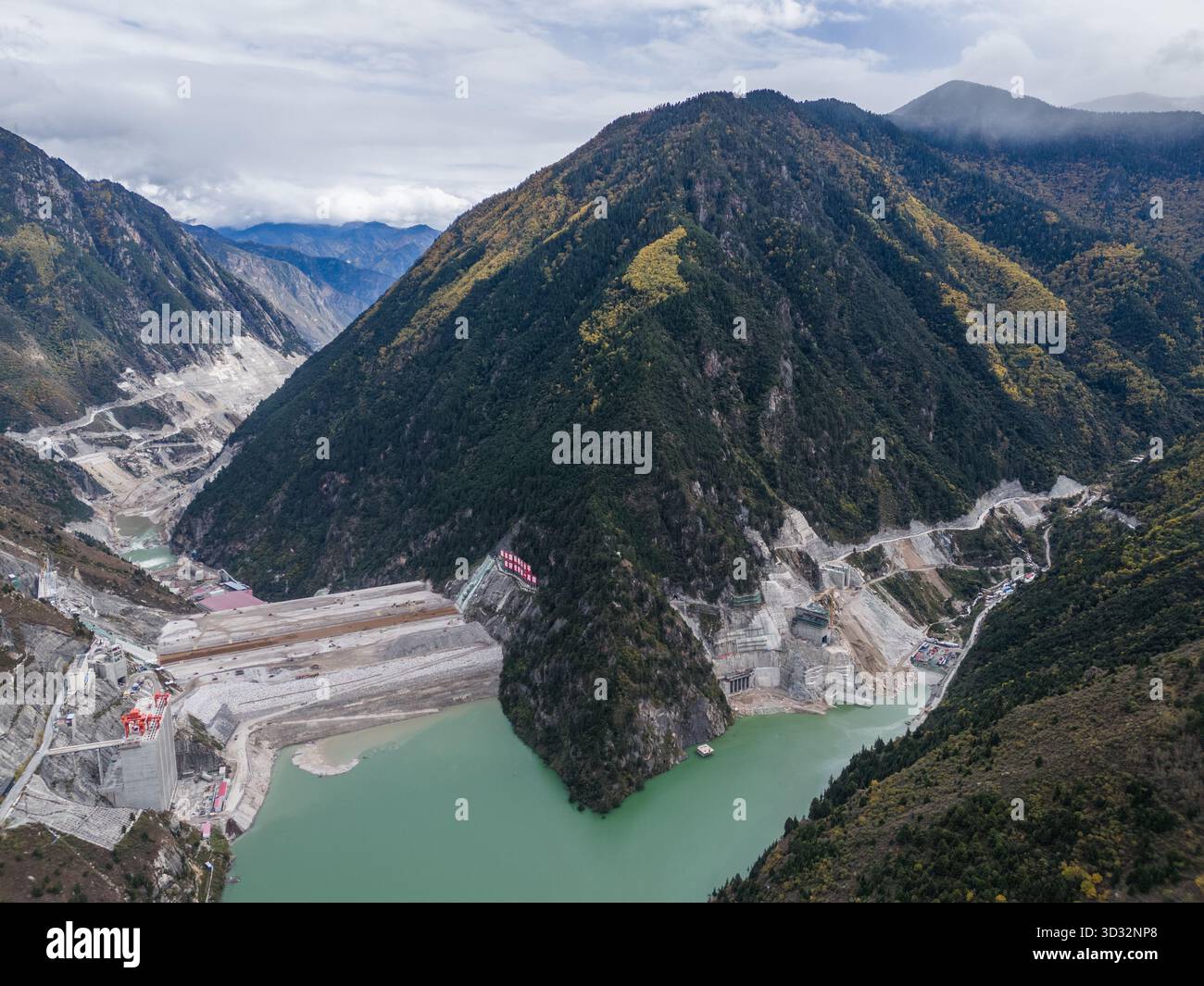 ABA, CHINA - OCTOBER 29, 2025 - Aerial view of the construction area of ...