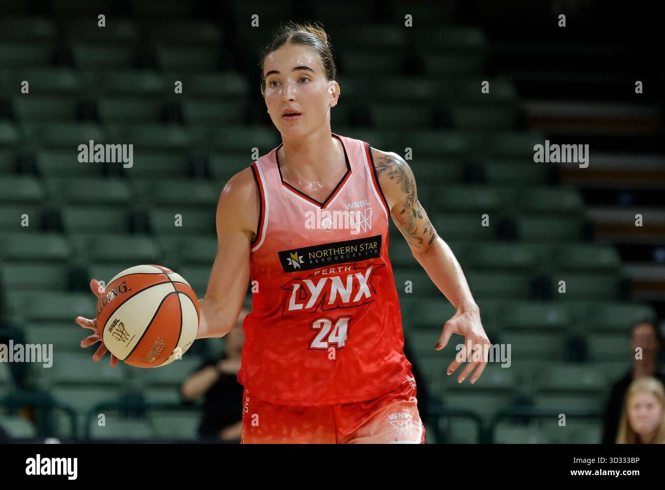 Anneli Maley of the Lynx during the WNBL Round 3 match between the ...