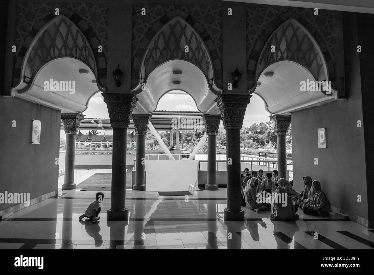 People praying in the Grand Mosque of West Sumatra, Mosque with ...