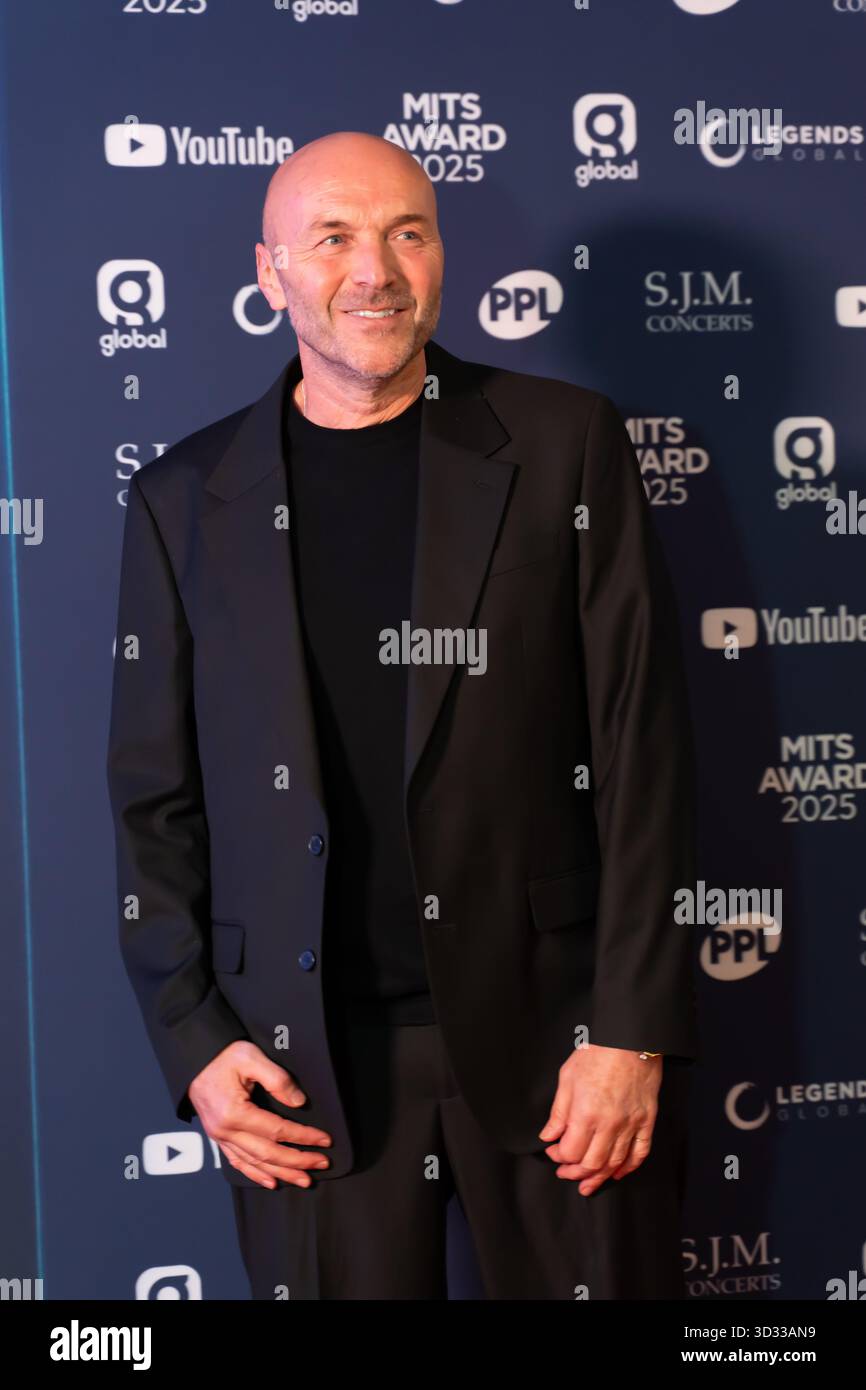 London, red carpet arrivals at the Music Trusts Awards. Pictured: Simon ...