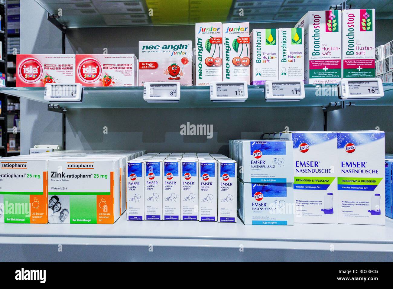 29 September 2025, Berlin: Cold and sore throat remedies from various ...