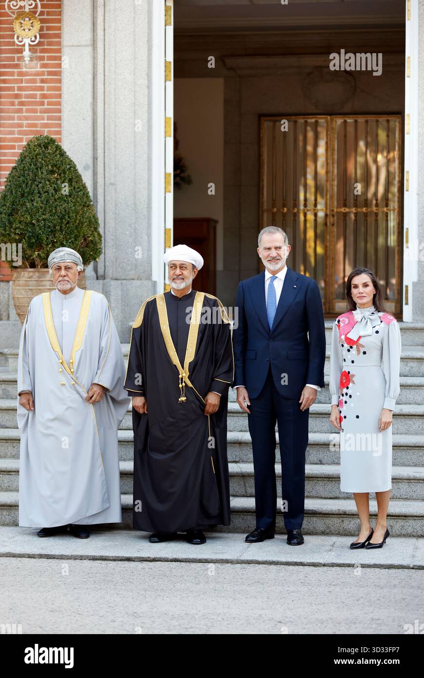 (2RD) The Sultan of Oman, Haitham Bin Tarik, King Felipe VI and Queen ...