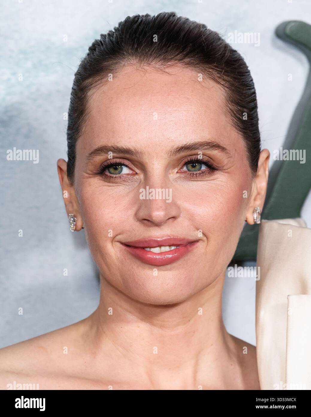 HOLLYWOOD, LOS ANGELES, CALIFORNIA, USA - NOVEMBER 03: English actress ...