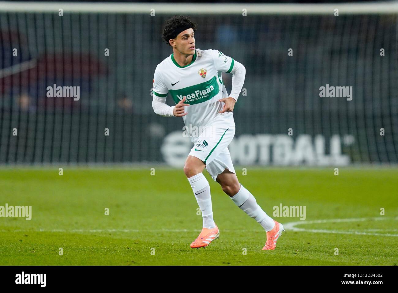 Hector Fort of Elche CF during the La Liga EA Sports match between FC ...