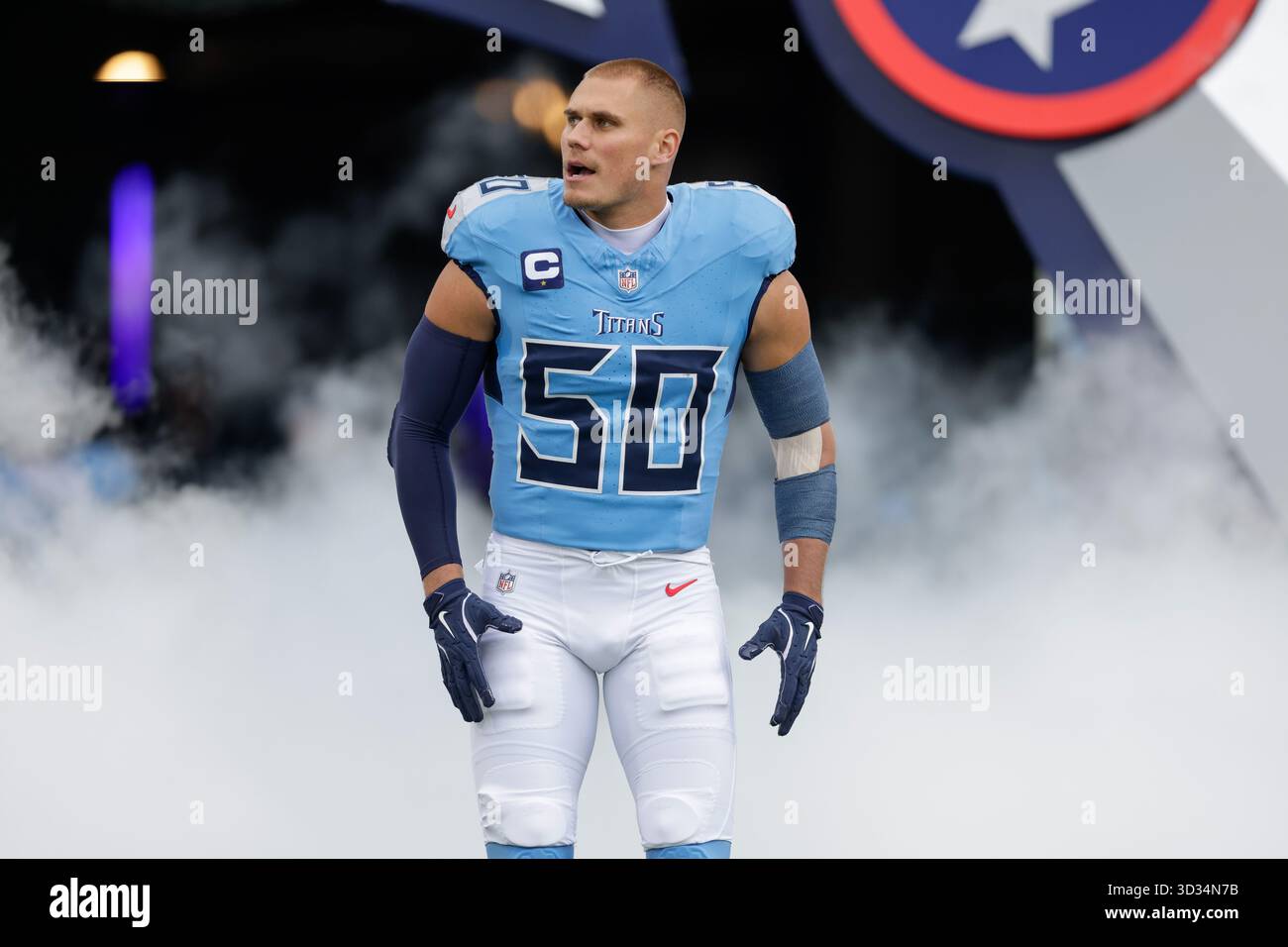 Tennessee Titans linebacker Cody Barton (50) is introduced prior to an ...