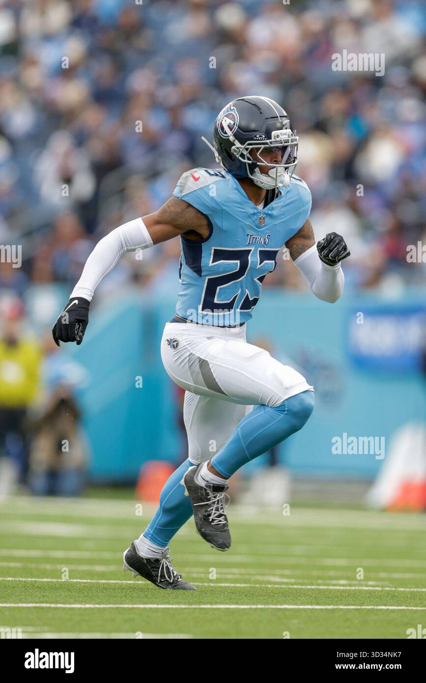 Tennessee Titans safety Kevin Winston Jr. (23) defends during the first ...
