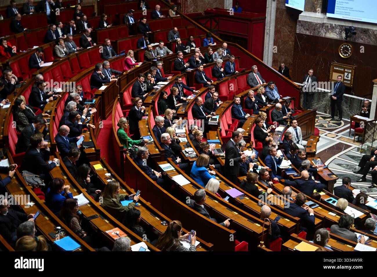 General view during a session of questions to the Government (QAG ...