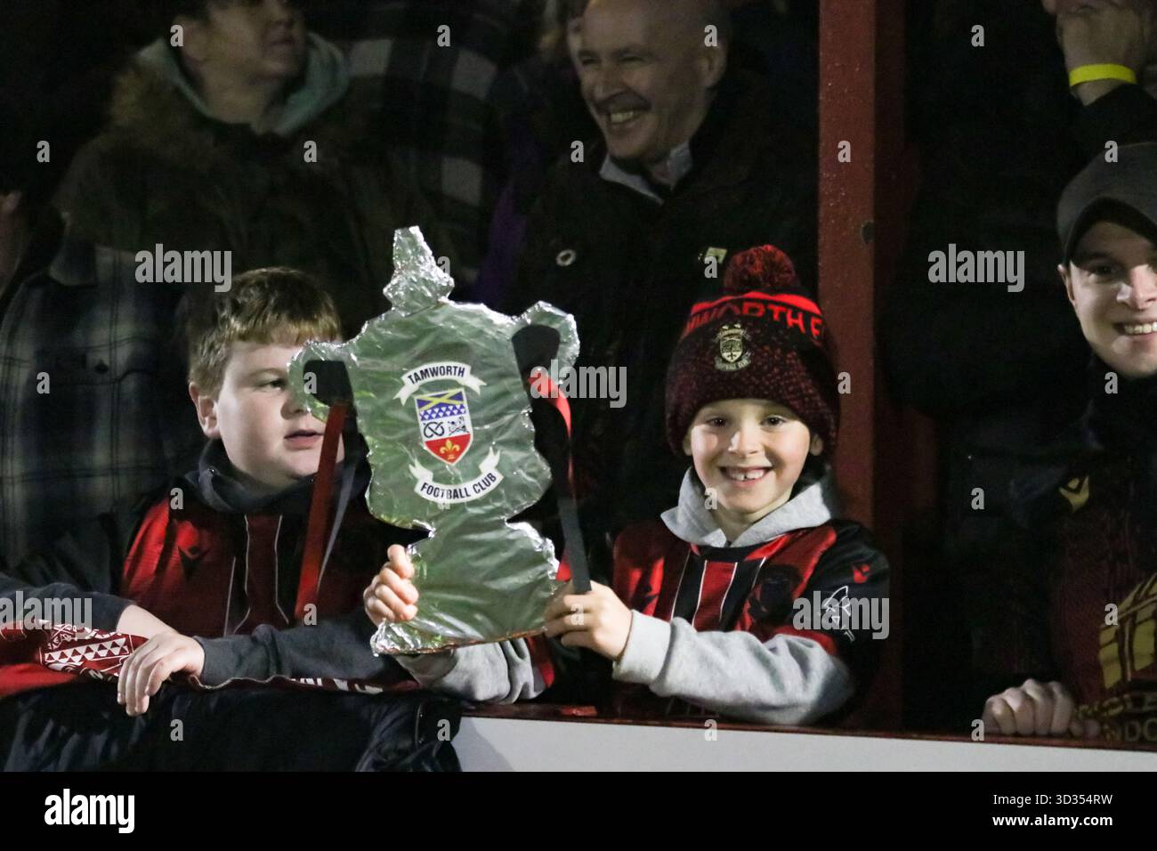 TAMWORTH, ENGLAND - NOVEMBER 03: Tamworth supporter holds a pretend FA ...