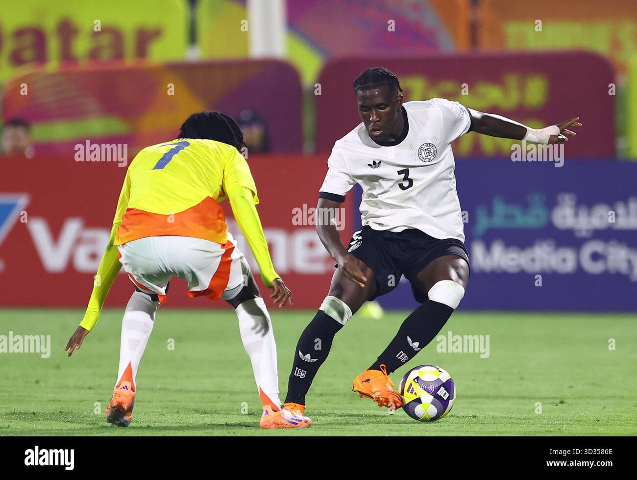 from left: Cristian Florez, Osman Turay (Germany) Doha, November 4 ...