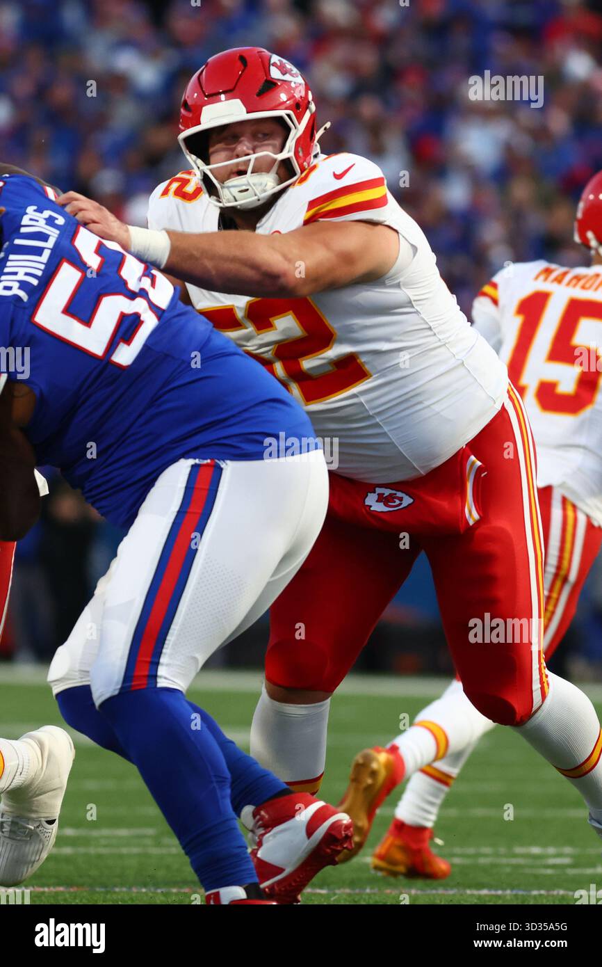 Kansas City Chiefs center Creed Humphrey (52) blocks during the first ...