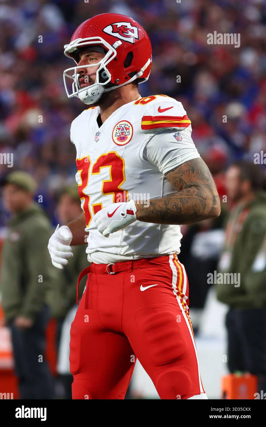 Kansas City Chiefs tight end Noah Gray (83) gets into position during ...