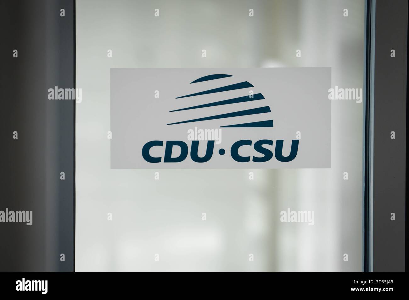 Logo CDU CSU auf der Bundestraktion Logo CDU CSU auf der ...