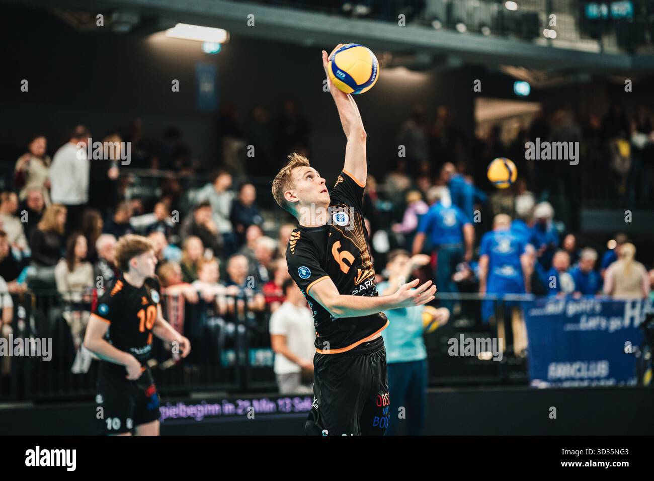 Leonard Graven (6, VfB Friedrichshafen); Volleyball Bundesliga ...