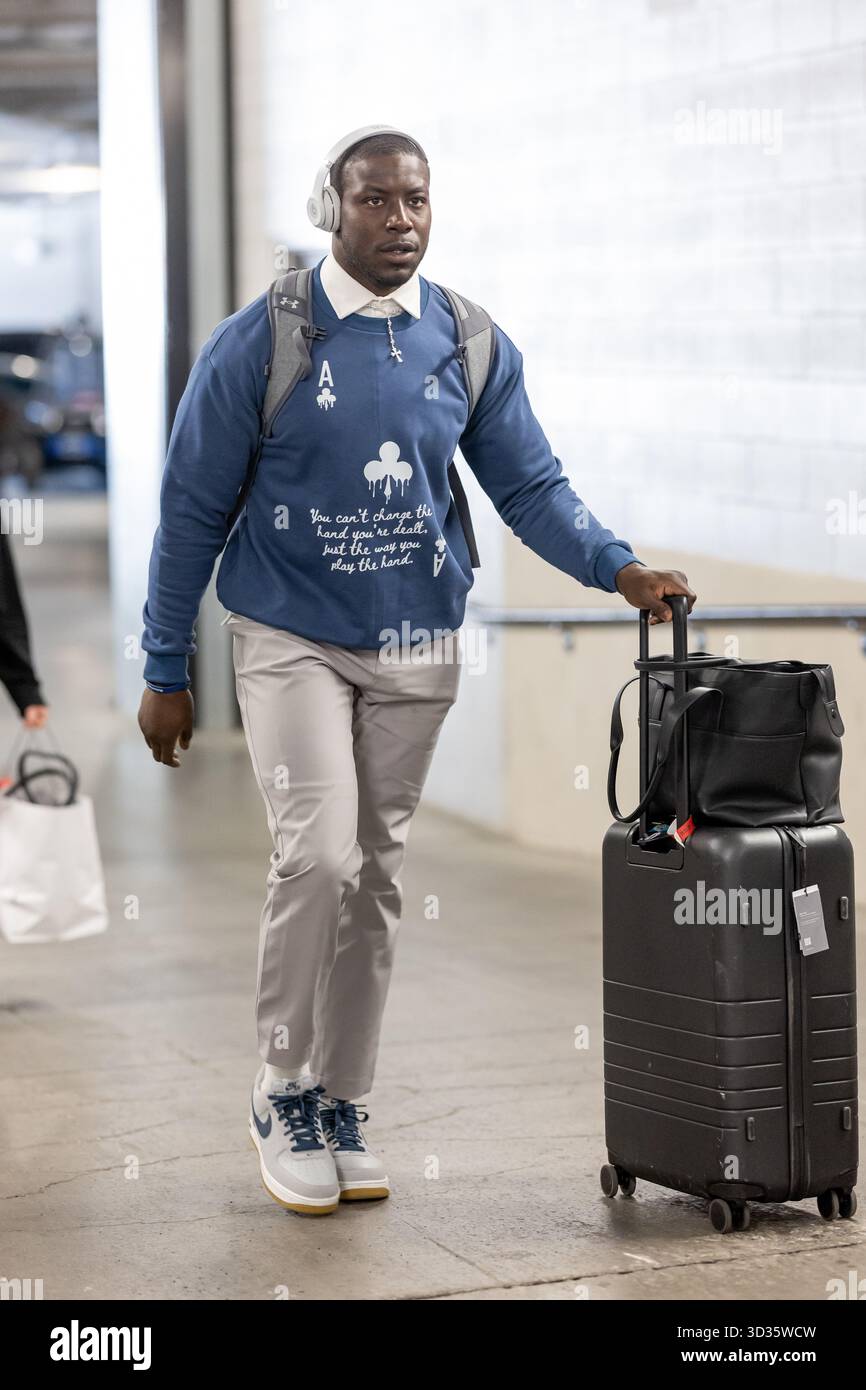 Jacksonville Jaguars linebacker Foye Oluokun (23) enters the stadium ...