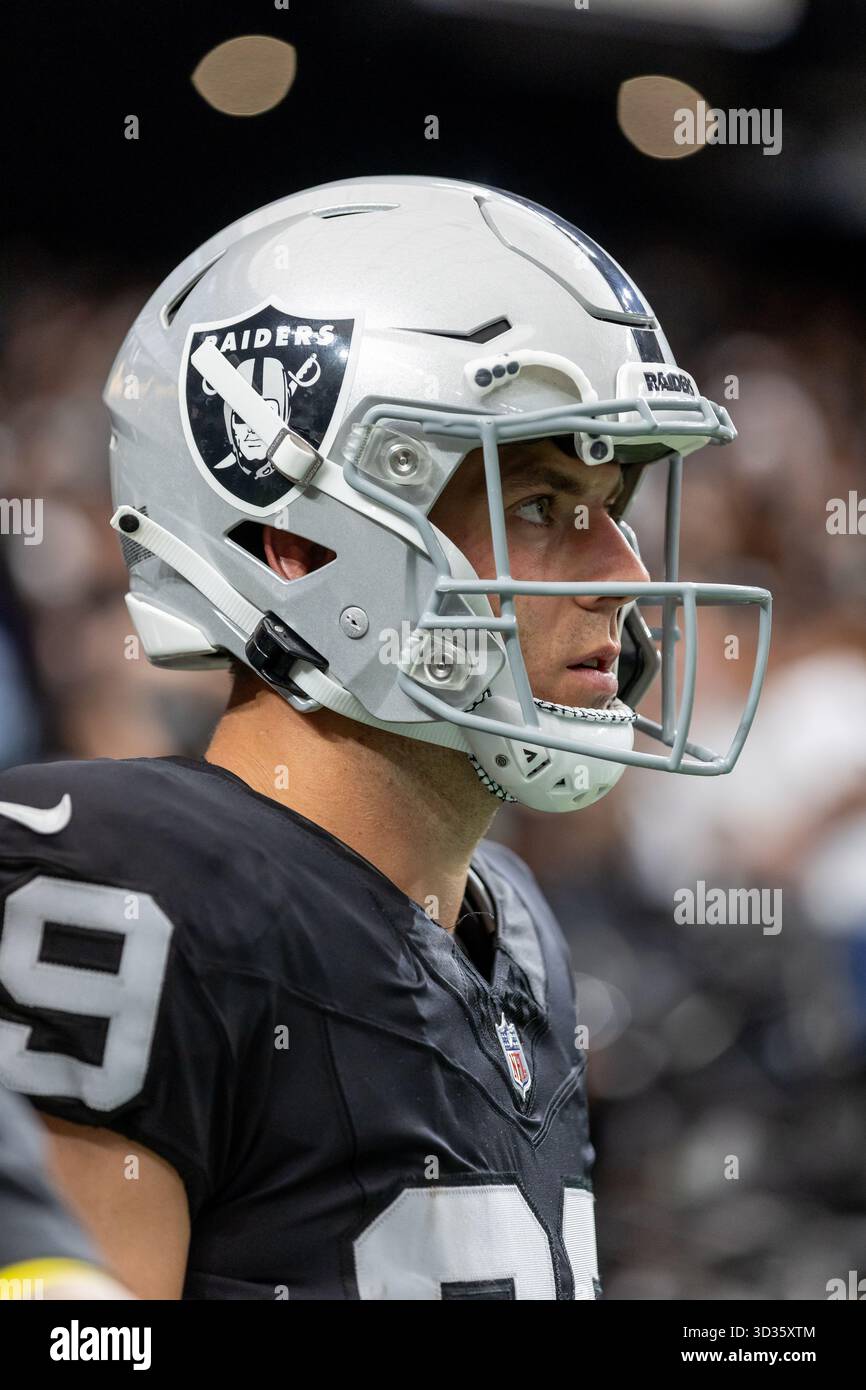 Las Vegas Raiders tight end Brock Bowers (89) enters the field during ...