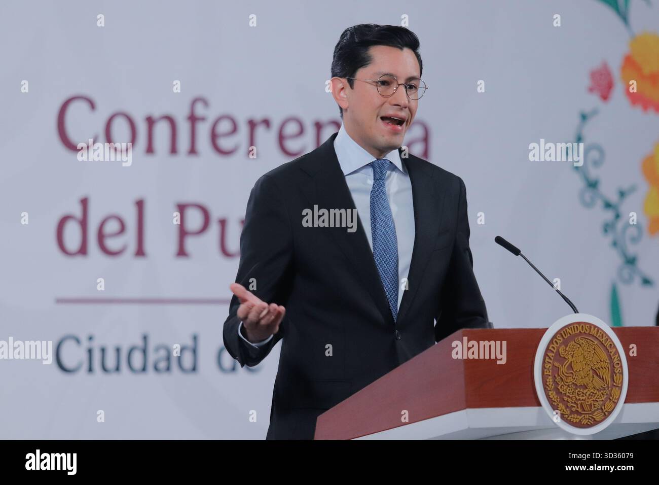 Roberto Velasco Alvarez, Undersecretary for North America speaks during ...