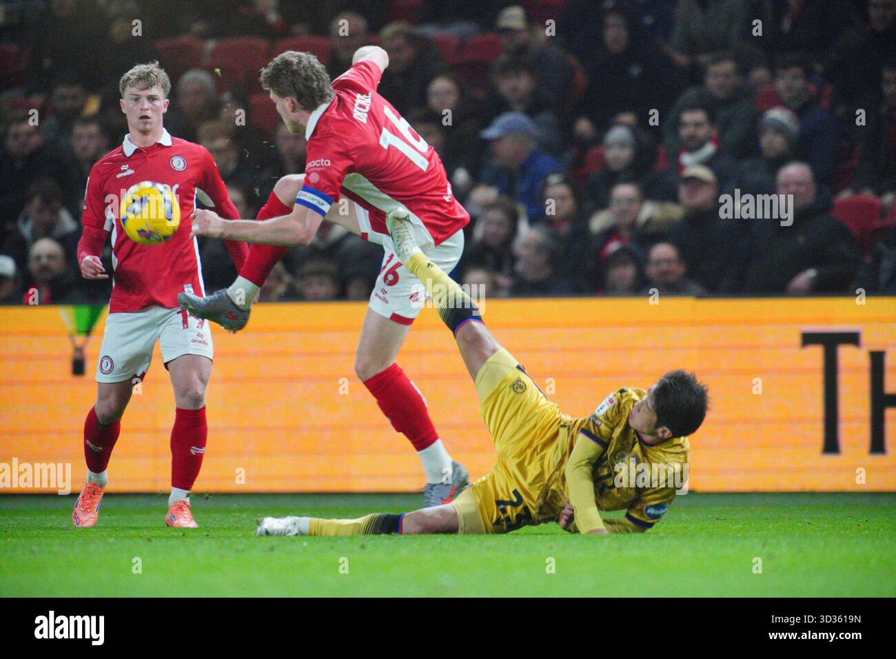 Bristol City's Rob Dickie (left) and Blackburn Rovers' Yuki Ohashi ...